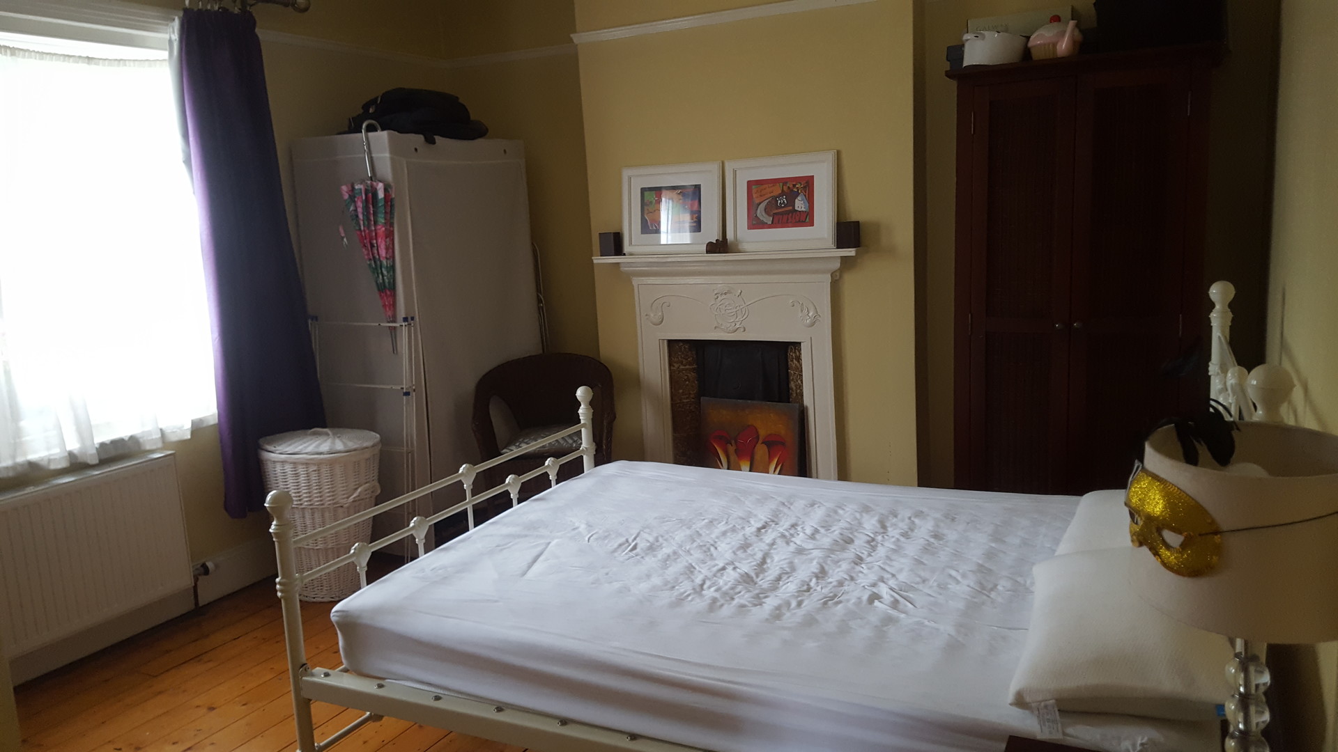 Own Room In Town Centre House University Dorm Dundalk