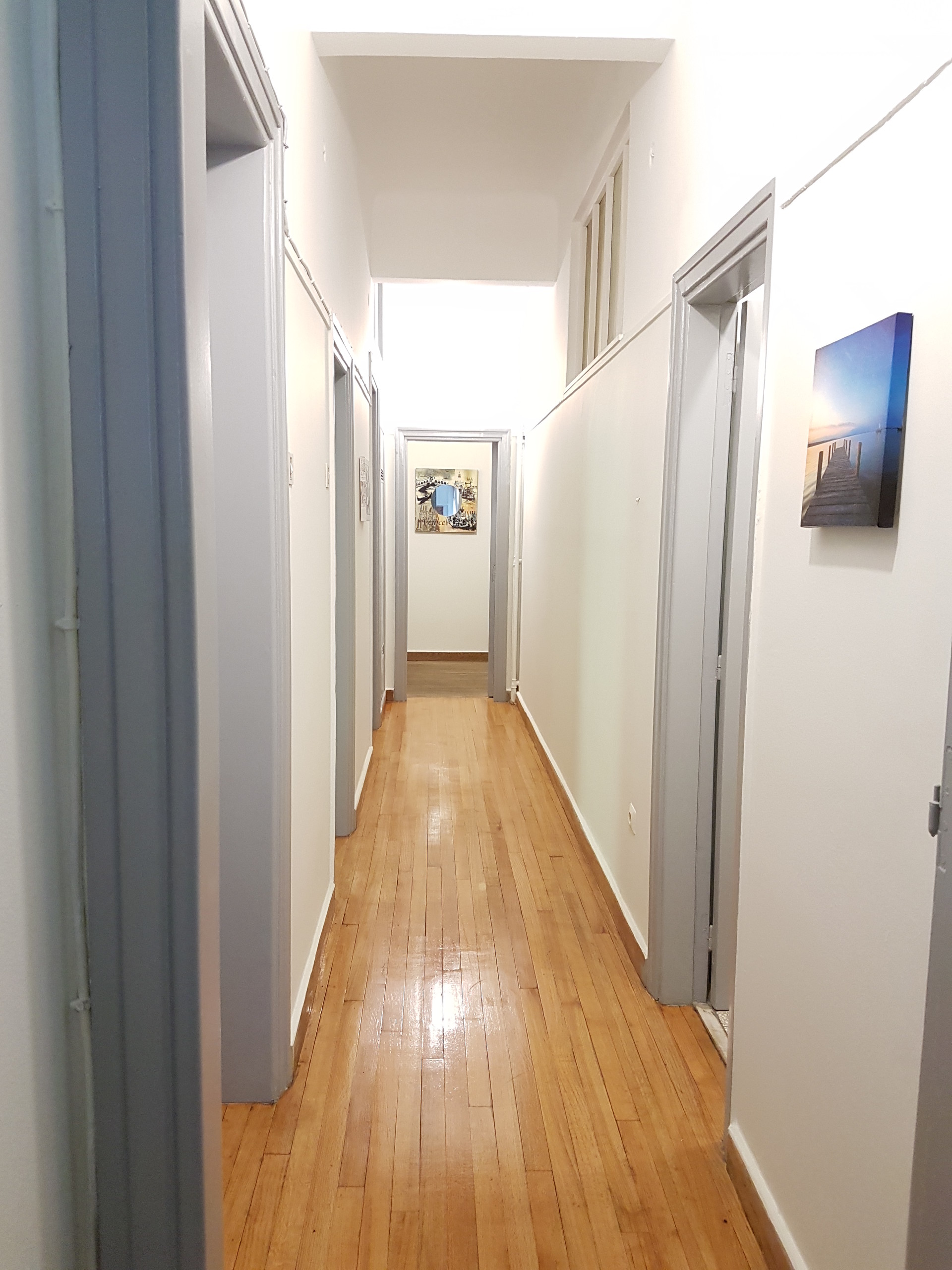 Taupe Room 4 12m2 Room In A Very Central 140m2 Apartment 1min AUEB Taupe Room 4 12m2 Room In A Very Central 140m2 Apartment 1min AUEB
